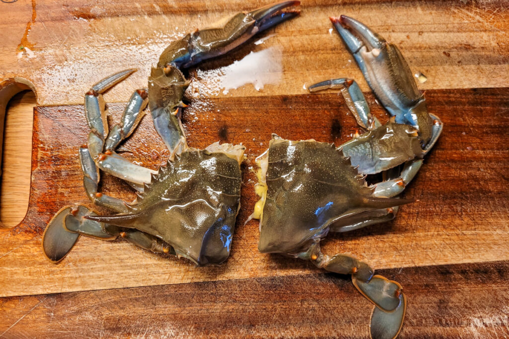 Thai Soft Shell Crab Curry - ปูนิ่มผัดผงกระหรี่ - Ian Benites