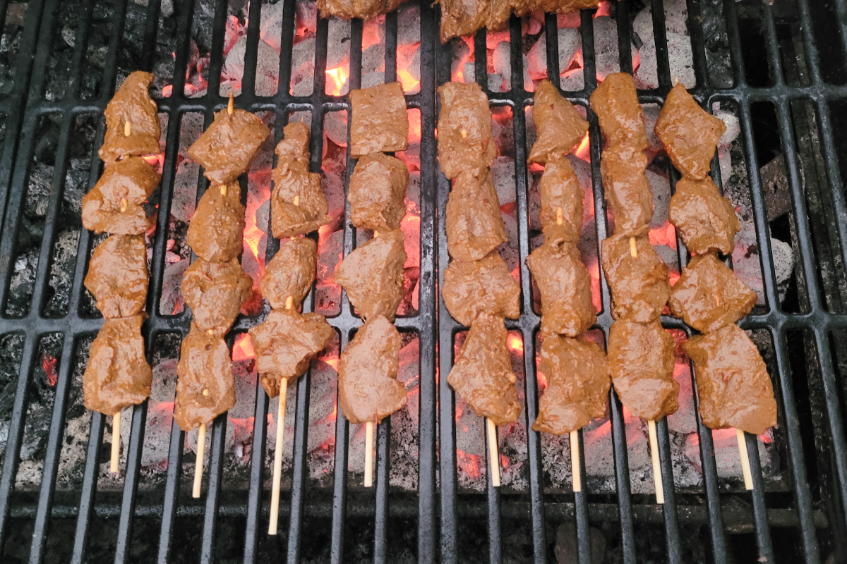 Anticuchos - Peruvian Grilled Beef Heart Skewers - Ian Benites